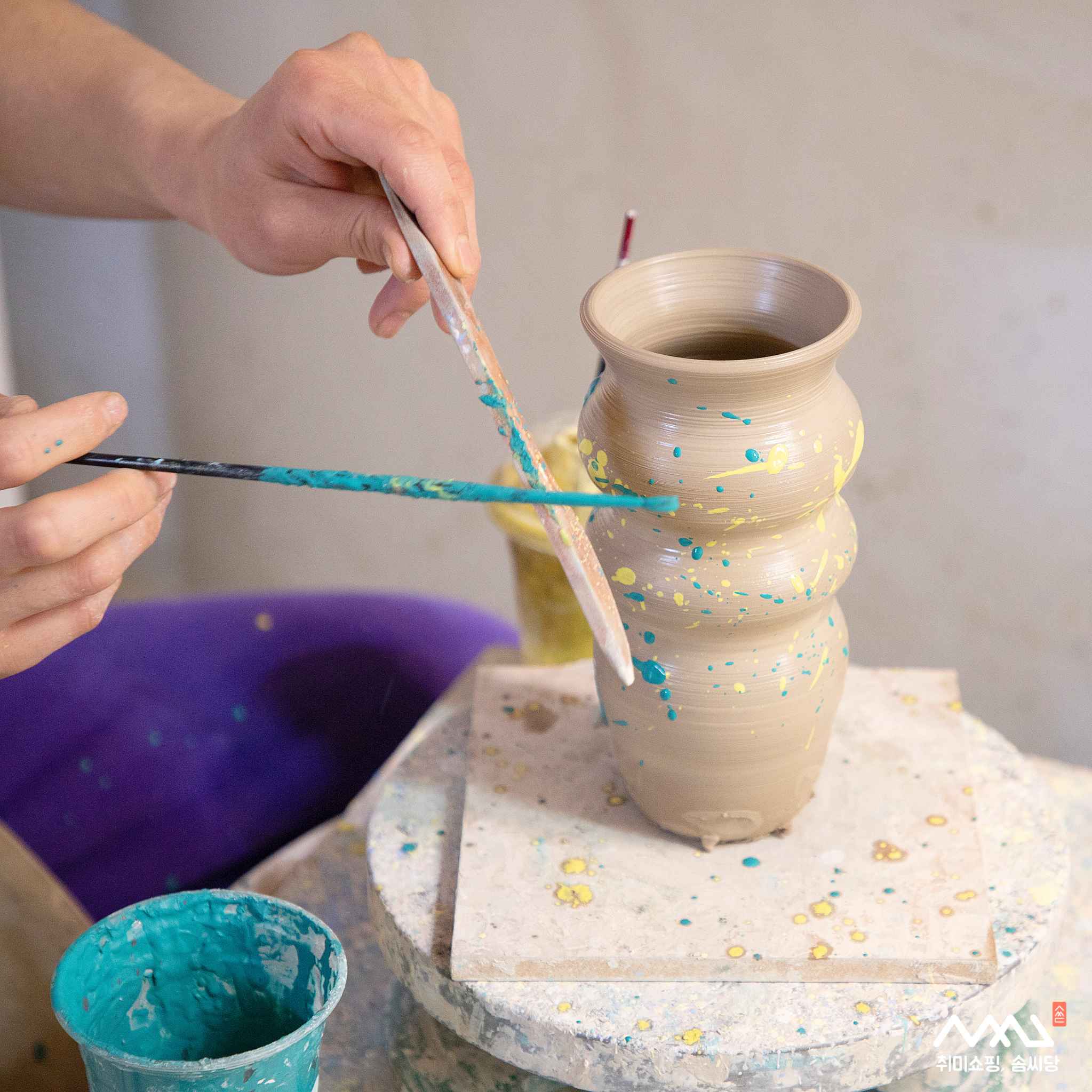 [Seongsu] Unique Wheel Pottery with Color Splash | 솜씨당