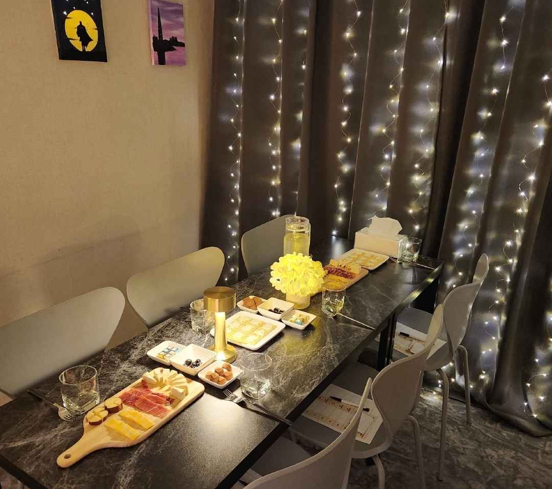 [반말/각종 주류 무제한] 친구들끼리 저녁 먹고 칵테일 마셔요 | 솜씨당